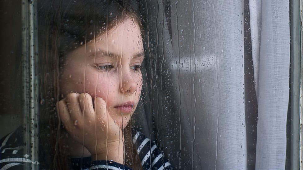 Indoor arts and crafts activities to try with your child on cold and ...