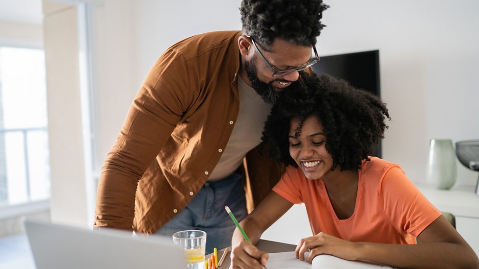 Help your teenager explore their job and career options - BBC Bitesize