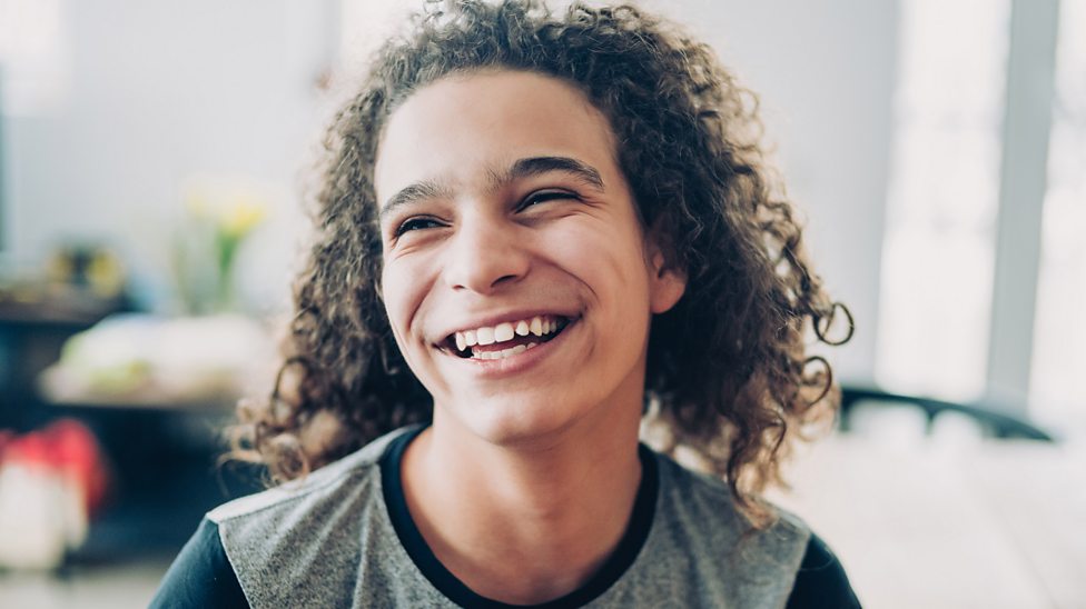 Talking about your favourite celebrities in Spanish - BBC Bitesize