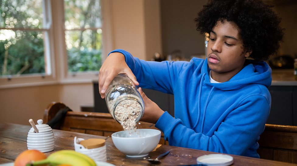 Discussing healthy food and drink habits in French - BBC Bitesize
