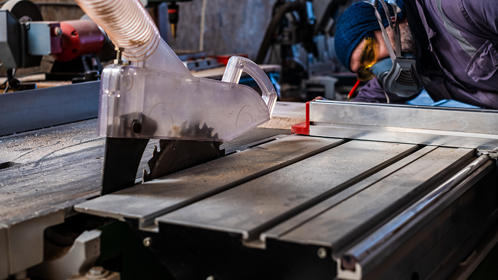 Unit 2.45 Manufacturing processes - BBC Bitesize