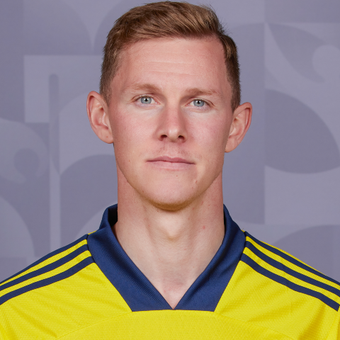 Sweden 1-0 Slovakia: Emil Forsberg penalty seals win - BBC Sport