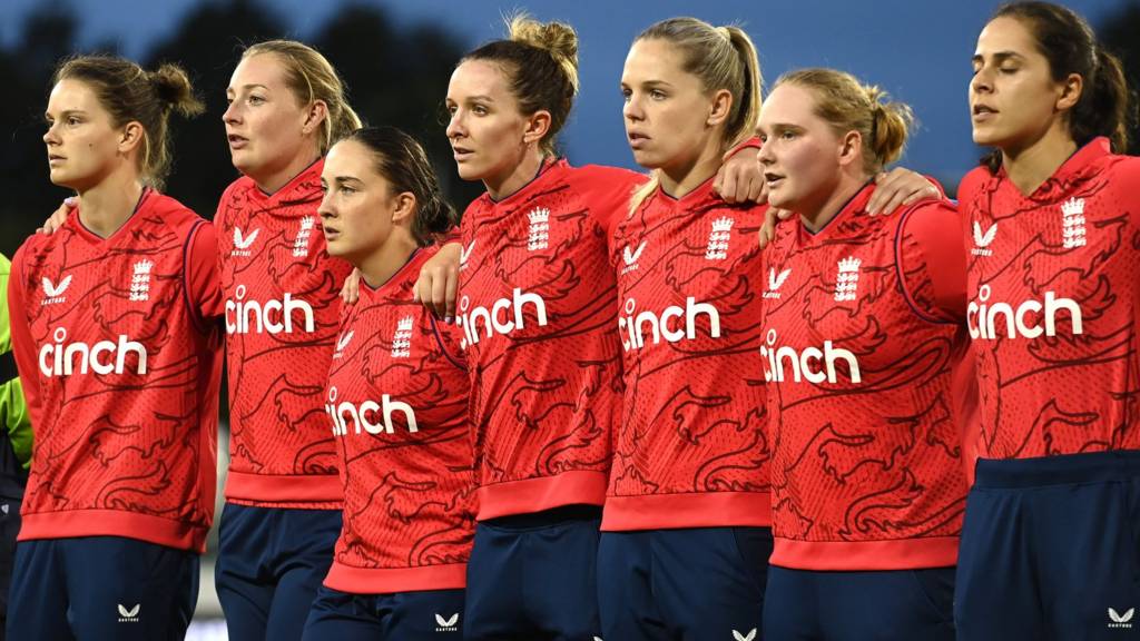 England race to nine-wicket win over India in first T20 - Live - BBC Sport