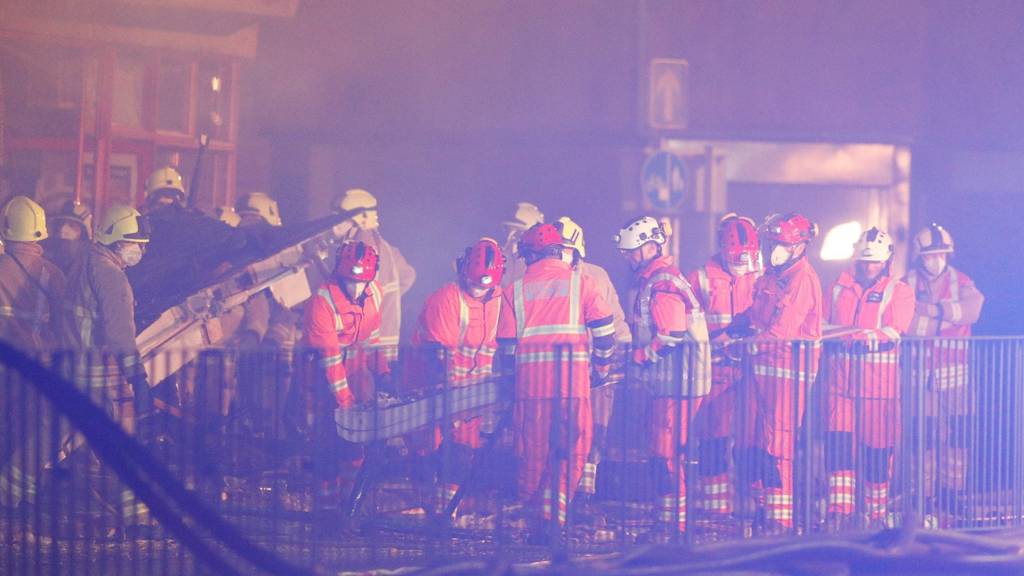 As it happened: Five people killed in Leicester building explosion ...