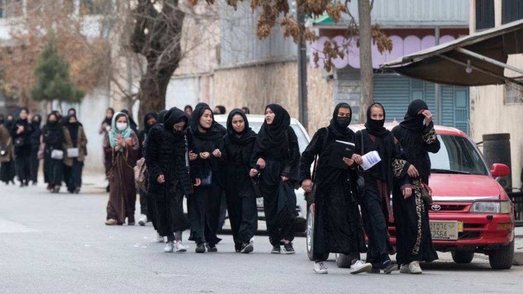 ارتش پاکستان می‌گوید حملات «بی‌دلیل نیروهای مرزی طالبان در گذرگاه چمن