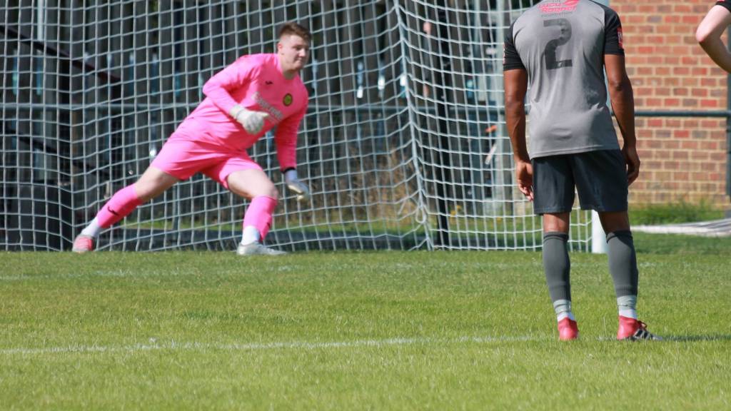 FA Cup LIVE: Horley Town v Croydon Athletic - Preliminary Round - Live ...