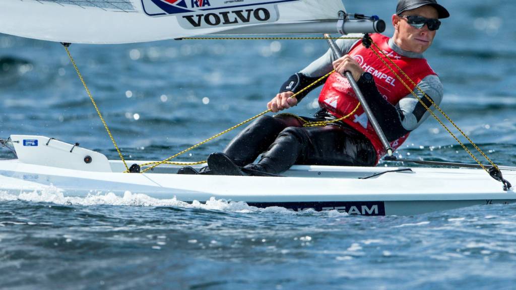Watch live Sailing World Championships - Live - BBC Sport