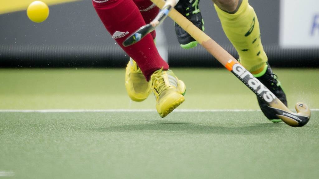Catch-up: England Hockey League finals - Surbiton win 3-1 - Live - BBC ...