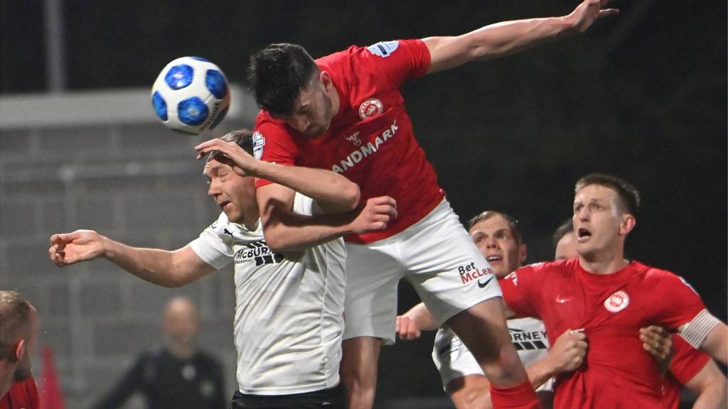 Ballymena United win 3-1 at Larne - watch all the goals - Live - BBC Sport