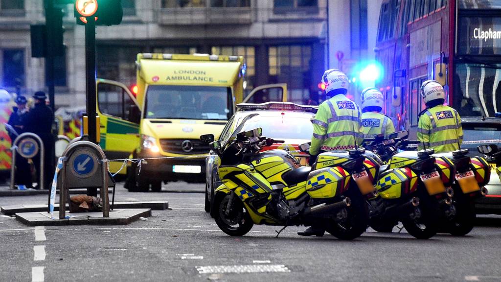 London Bridge: Latest updates after stabbing attack - BBC News