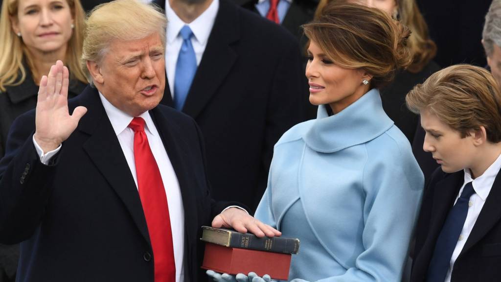 Donald Trump Investi 45ème Président Des Etats Unis Afrique