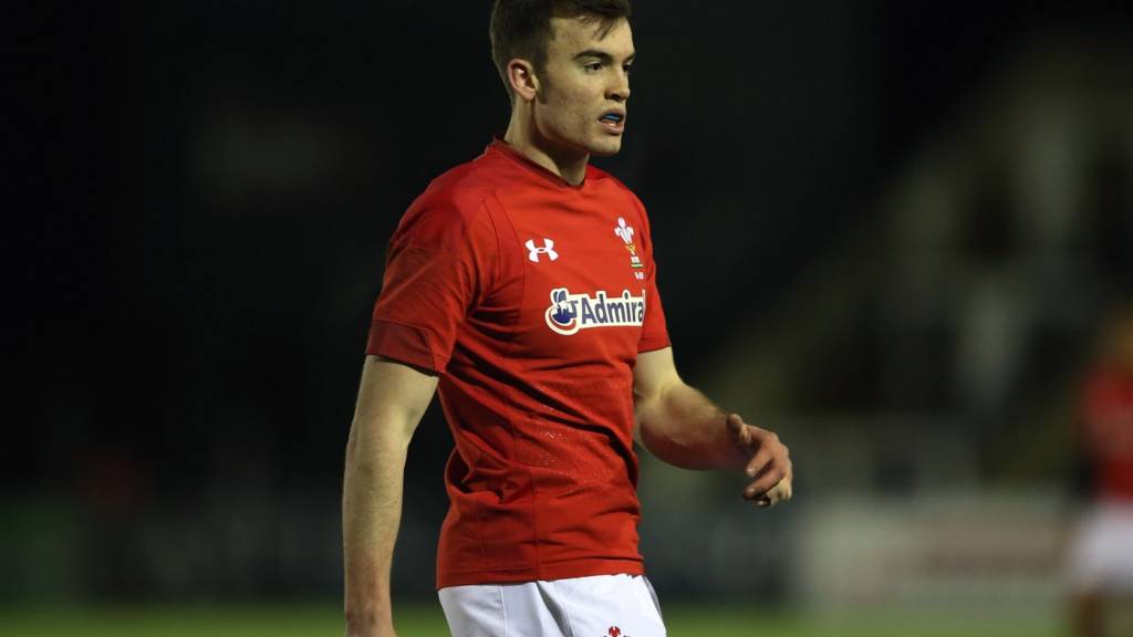 Watch live Wales U20s v Italy U20s - Live - BBC Sport