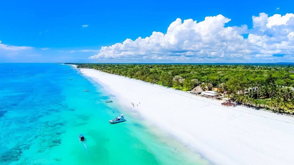 Mazishi ya kitaifa ya Rais Idris Deby yafanyika N'jamena - BBC Swahili