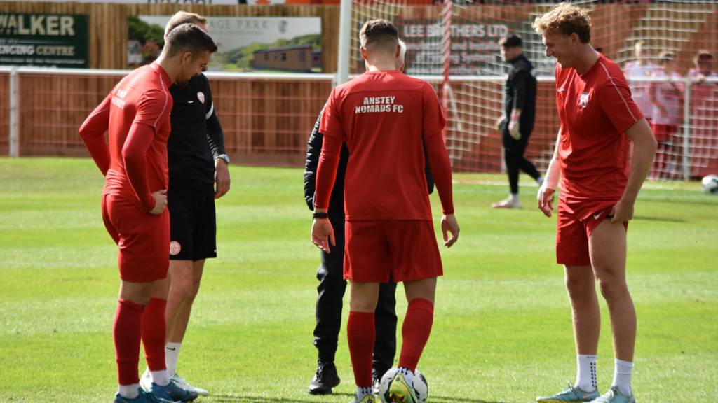 Catch-up Anstey Nomads v Chesterfield LIVE in the FA Cup - Live - BBC Sport