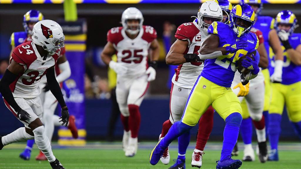 NFL Super Wildcard Monday: Arizona Cardinals v Los Angeles Rams - Live ...