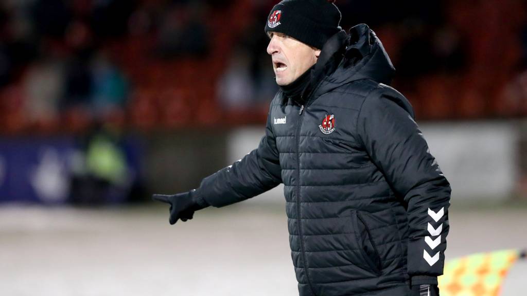 Crusaders see off Ballymena United - as it happened - Live - BBC Sport