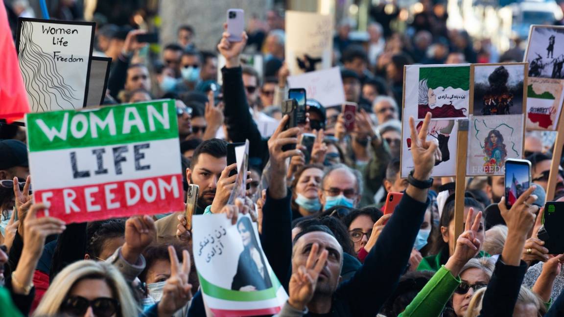 Videos suggest Iran security forces 'sexually assault female protesters ...