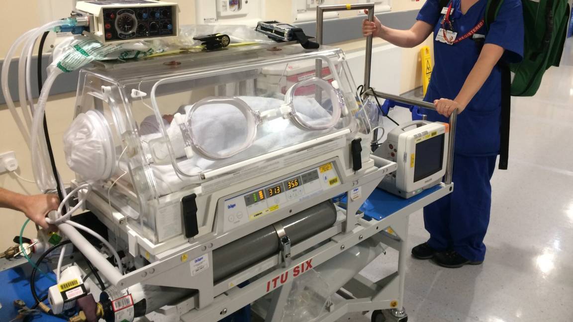 Live updates from inside Ipswich Hospital's maternity ward - BBC News