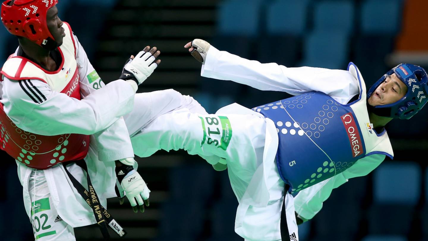 Taekwondo: Women's/Men's - repechages to finals - Live - BBC Sport