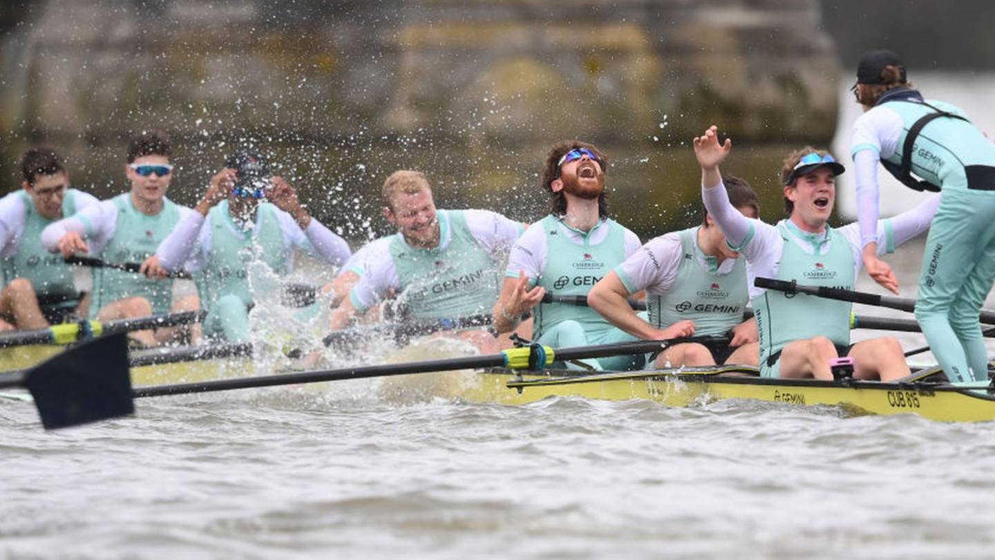 Watch Boat Races LIVE: Oxford v Cambridge men's and women's races ...