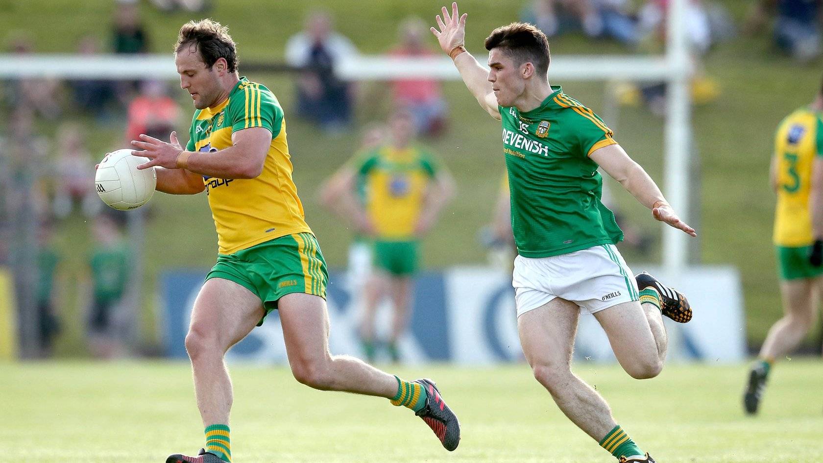 Listen: GAA Football League Finals - Live - BBC Sport