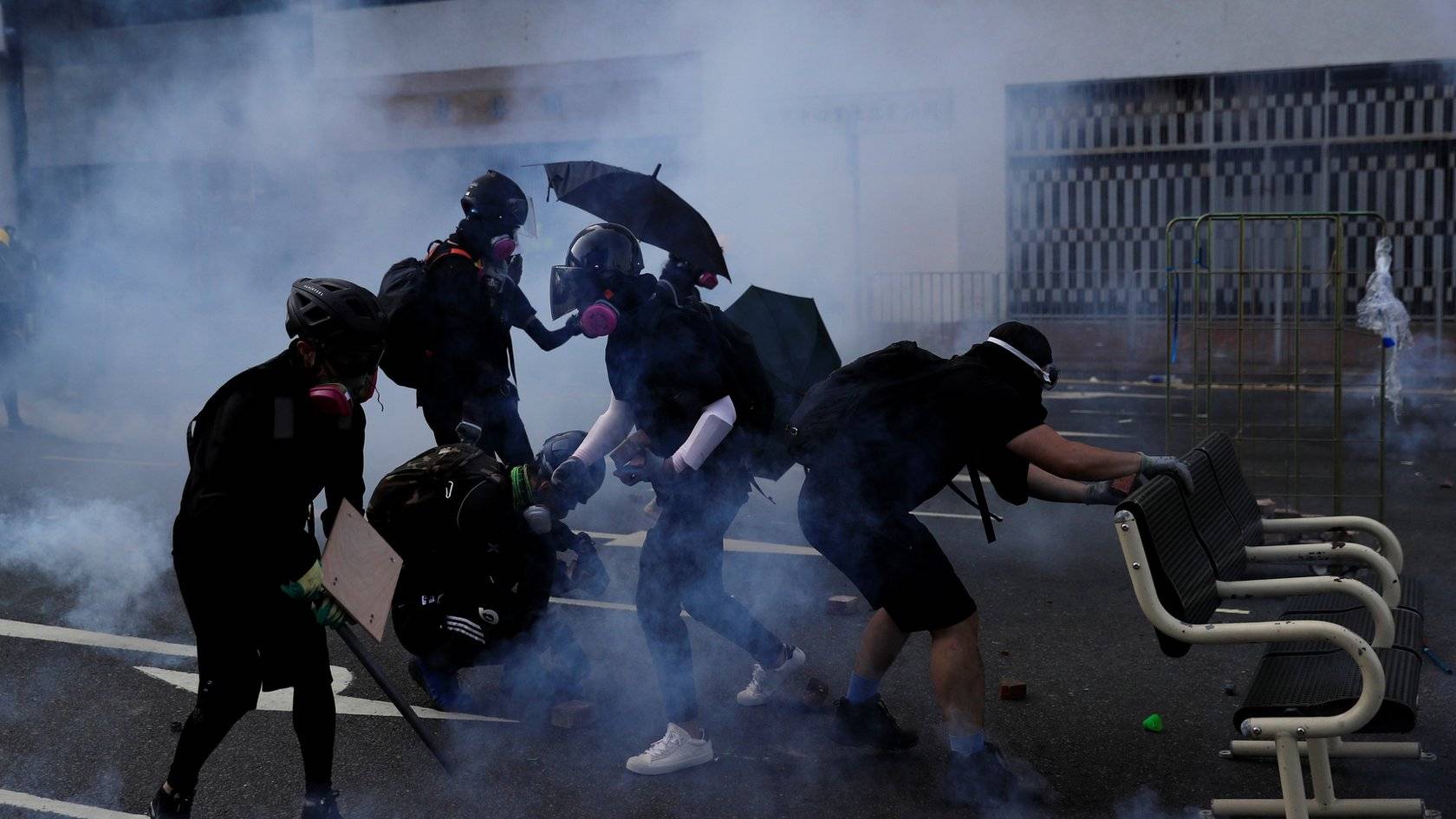 China at 70: Hong Kong anger after China's military parade - BBC News