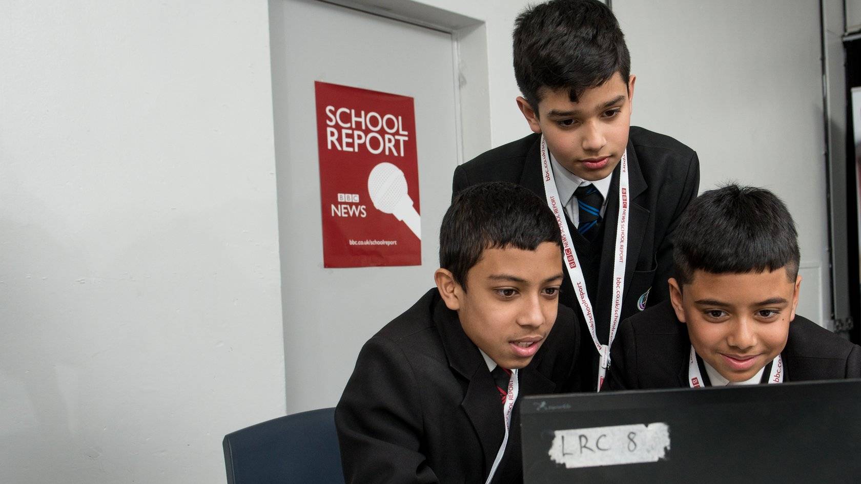 Look back on School Report News Day 2017 - BBC News