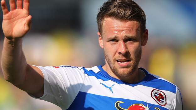 Chris Gunter: Reading defender revels in Jaap Stam's calm persona - BBC ...