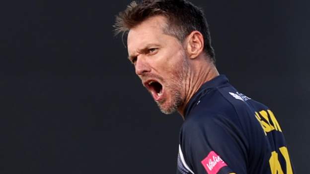 Michael Hogan: Glamorgan great disagrees with calls for change at Welsh ...