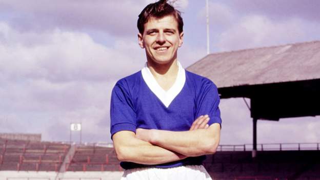 Rangers & Scotland great Eric Caldow dies at 84 - BBC Sport