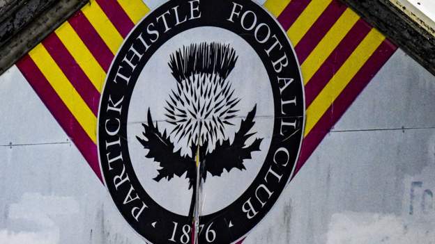 Partick Thistle chair and directors step down after 'destructive' fan ...