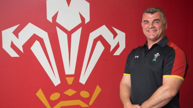 Rowland Phillips: Dual code international becomes Wales Women coach ...