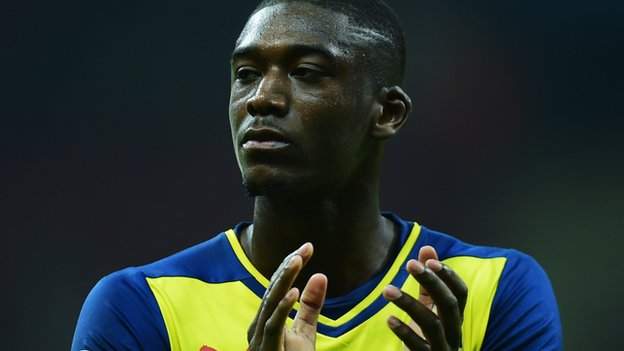 Yaya Sanogo: Arsenal striker to join Ajax on season-long loan - BBC Sport