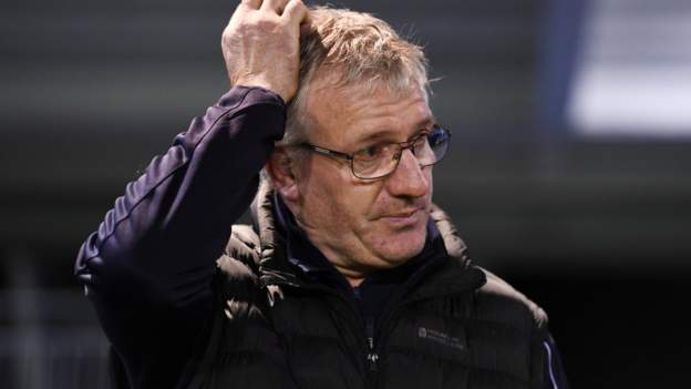 Tim Flowers: Barnet part company with boss after 10 defeats in 11 - BBC ...