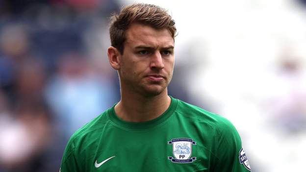 Jamie Jones: Colchester United sign Preston North End keeper - BBC Sport