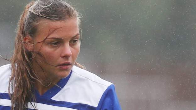 Sarah Mayling: Birmingham City midfielder signs new contract - BBC Sport