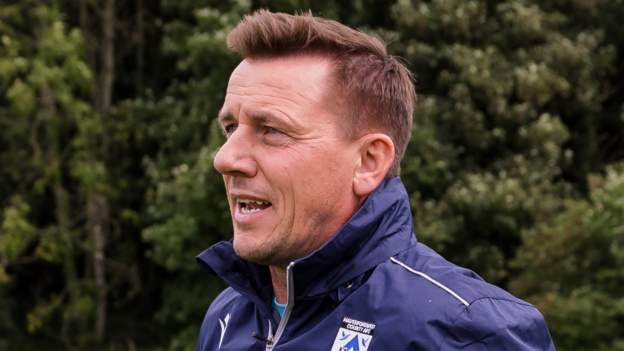 Tony Pennock: Manager signs Haverfordwest contract extension - BBC Sport