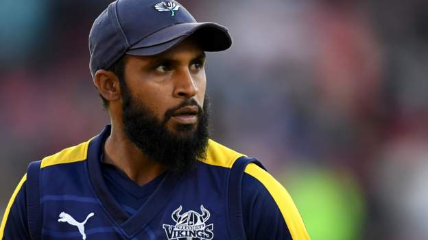 Adil Rashid: Yorkshire's England all-rounder signs new white-ball deal ...