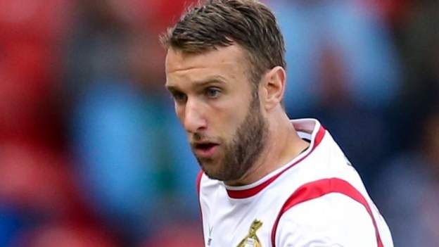 Andy Williams: Northampton Town sign Doncaster Rovers striker - BBC Sport