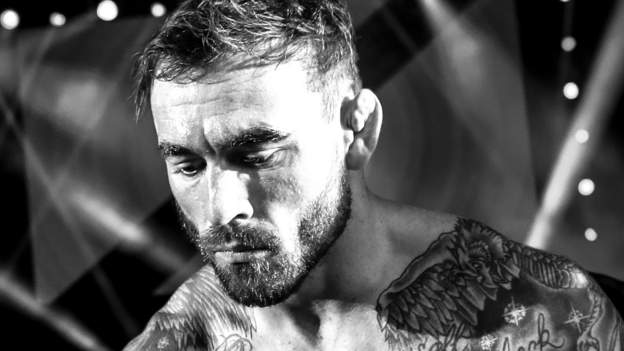 Robert Whiteford: Scottish MMA fighter on mental health, friendship and ...