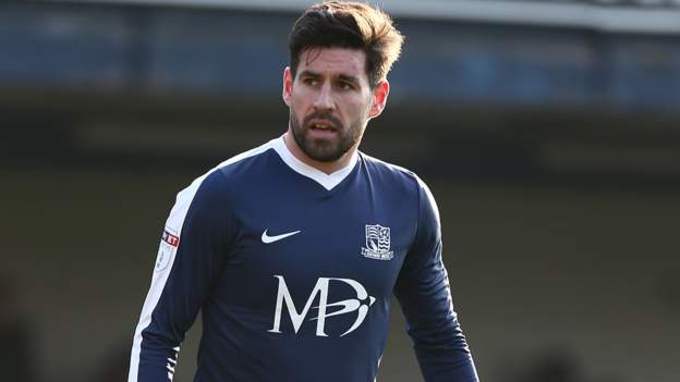 Michael Timlin: Midfielder says Southend cannot use pitch condition as ...