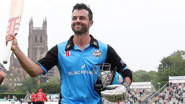Callum Ferguson: Australian batsman to captain Worcestershire in One ...