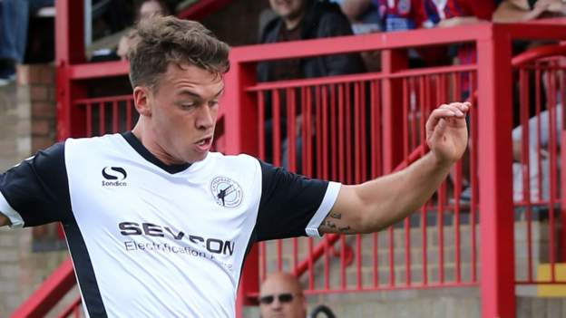 Luke Hannant: Port Vale sign Gateshead midfielder for undisclosed fee ...