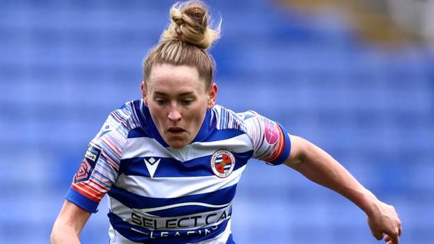 Rachel Rowe: Wales forward leaves relegated Reading - BBC Sport