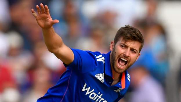 Mark Wood: England bowler trains at Lord's after Lions call-up - BBC Sport