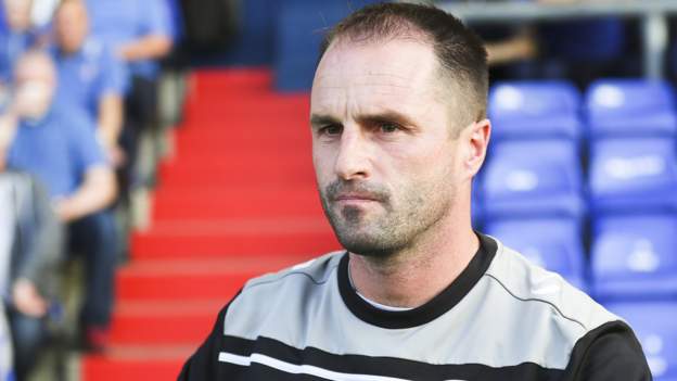 Darren Kelly: Former Oldham boss named Halifax Town manager - BBC Sport