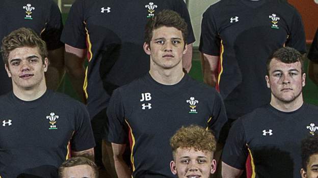 Ian Botham's grandson James picked for Wales rugby team - BBC Sport