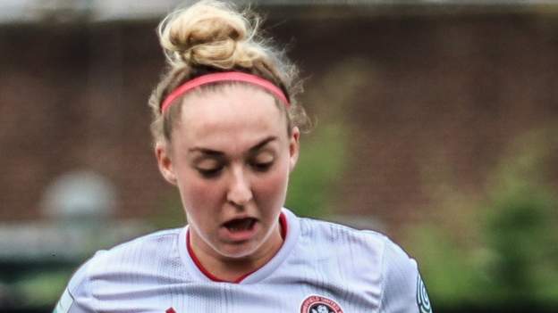 Aimee Palmer: Bristol City Women midfielder out after knee dislocation ...