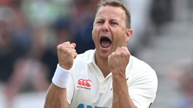 Neil Wagner: Yorkshire sign New Zealand paceman for 10 Championship ...