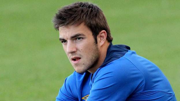 Ex-Northern Ireland player Andrew Little retires at age 29 - BBC Sport